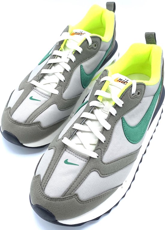 Nike Air Max Dawn- Sneakers Heren- Maat 45.5 | bol