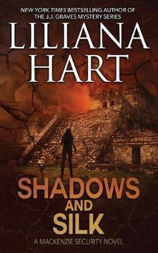 Shadows and Silk, Liliana Hart | 9781940499673 | Boeken | bol.com