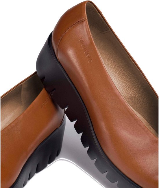 Wonders Fly - dames pump - bruin - maat 40 (EU) 7 (UK) | bol