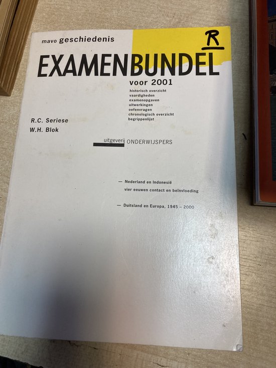 Geschiedenis voor 2001 Examenbundel mavo | 9789043302203 | W.H. Blok ...
