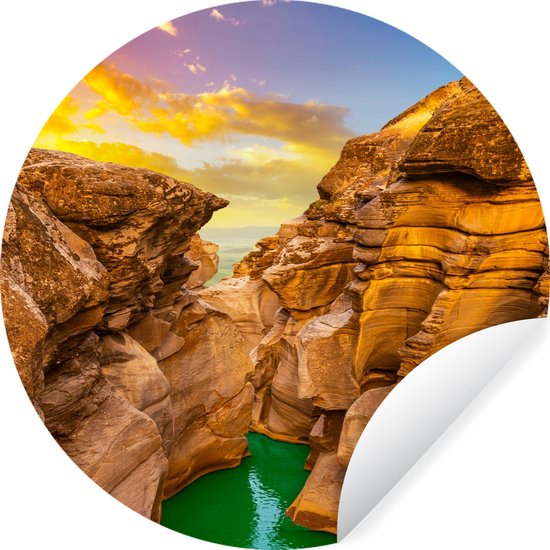 Behangcirkel zelfklevend - Cirkel behang - Rotsen - Rivier - Wolken ...