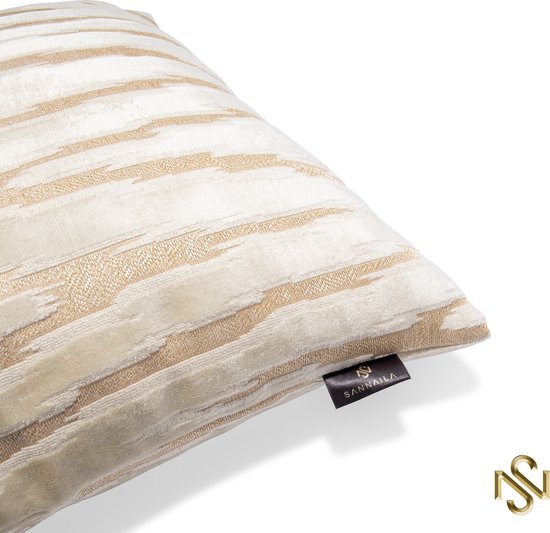 Sannaila-Serene-Velvet--Sierkussen-Kussen-Beige-45x45 cm-Inclusief... | bol