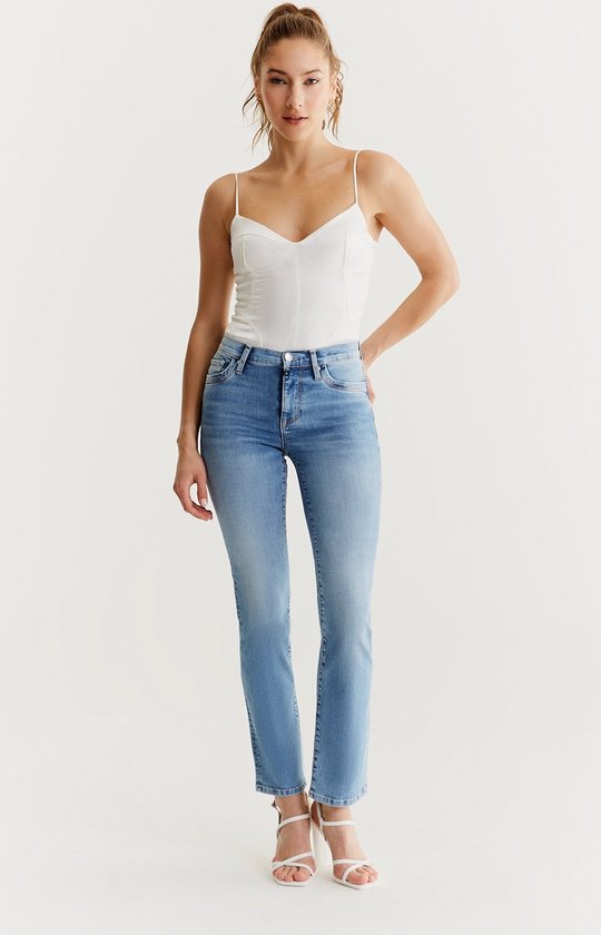 COJ - Hannah - Dames Regular-fit Jeans - Light Blue | bol