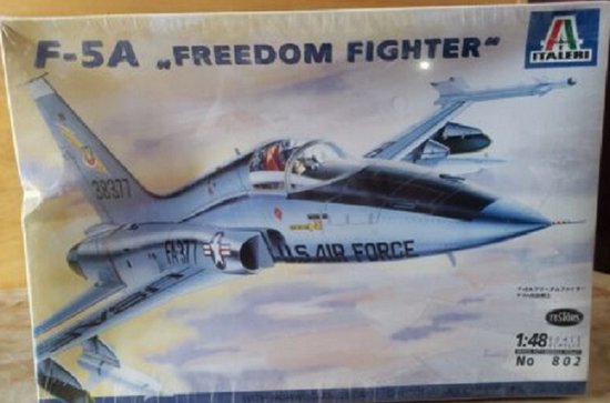 Italeri 1:48 Scale Model Kit 802 F-5A Freedom Fighter | bol.com