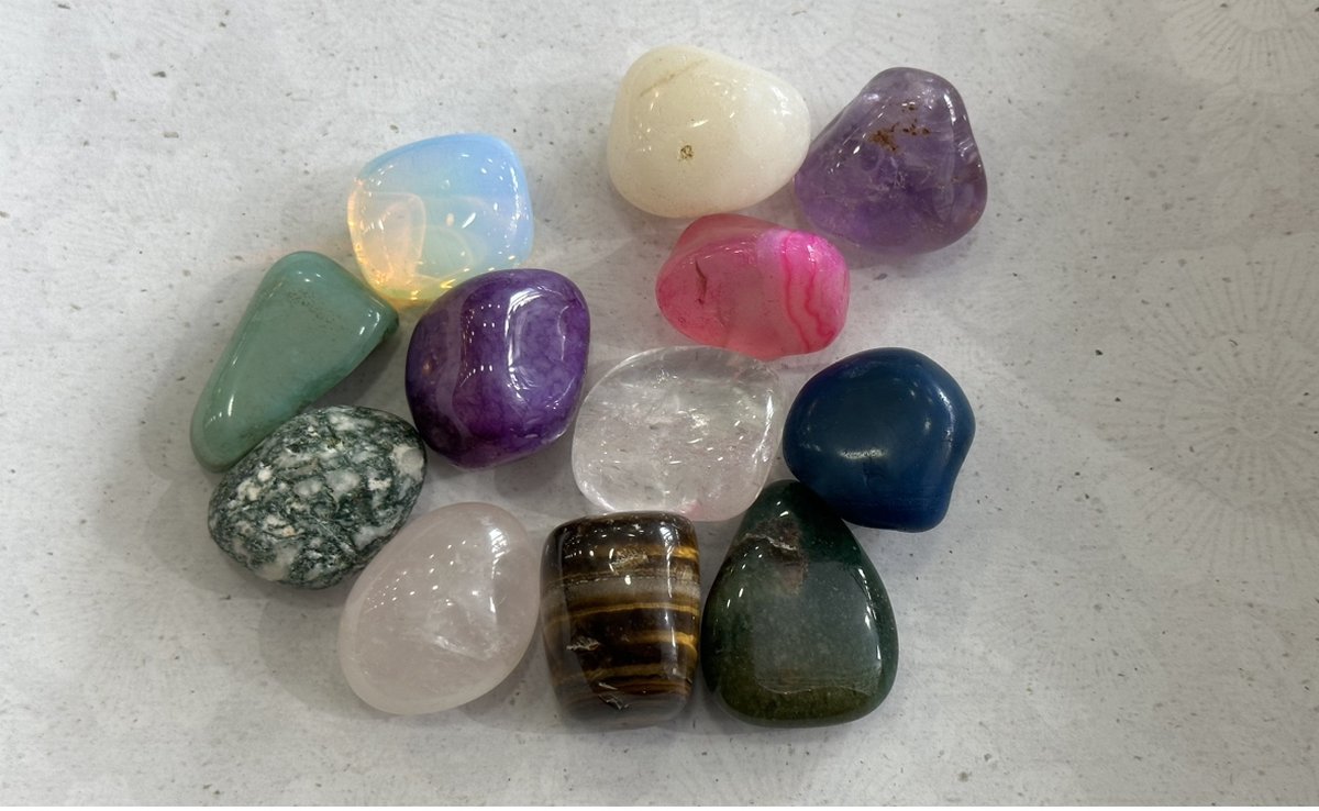 12 Natuurlijke Edelstenen Set - Met Betekenis (Kaartjes) | bol