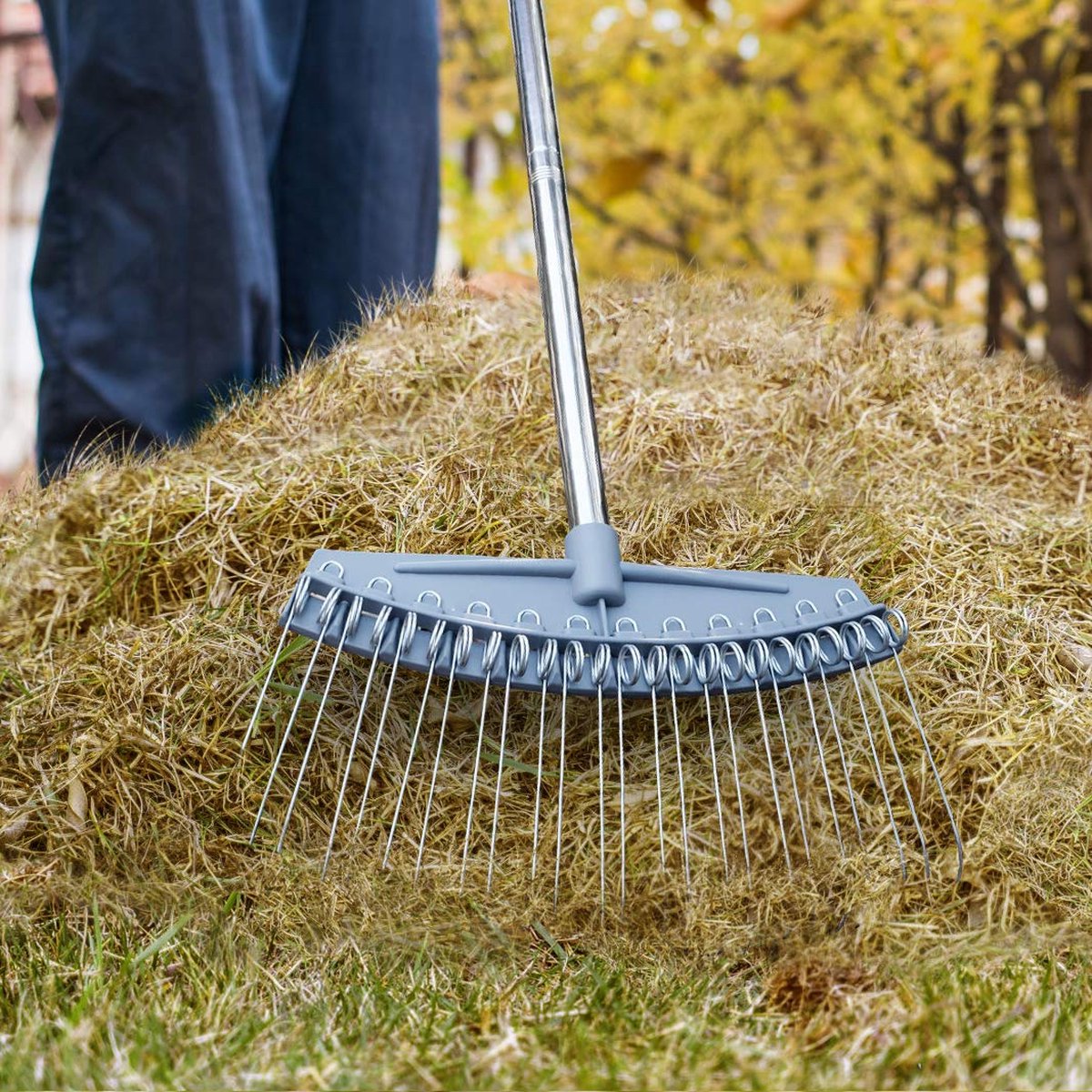 L'ensemble de râteau de Jardin Set comprend un râteau de jardin ...