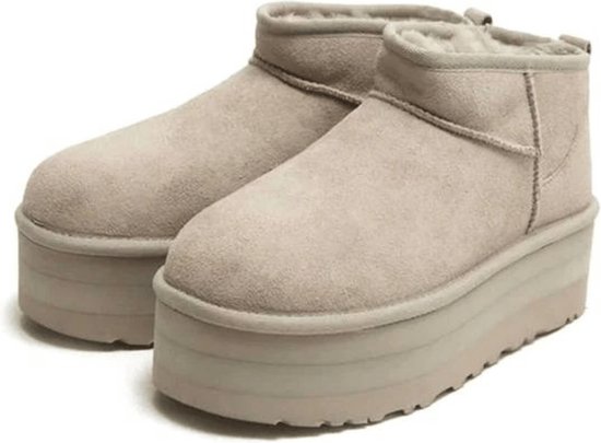 UGG Classic Ultra Mini Platform, Goat (W), 1135092 GOA, EUR 40 | bol.com
