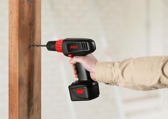 Skil Accuboor-schroefmachine 2395 | bol.com