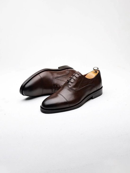 Classic Derby Cap Toe | bol