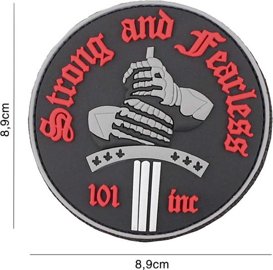 Embleem 3D PVC Strong and fearless rood | bol