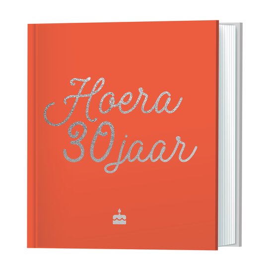 Hoera, 30 jaar - Luxe cadeauboekje met zilveren foliedruk | bol
