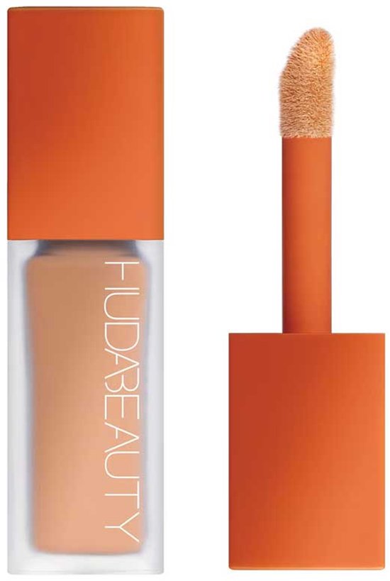 HUDA BEAUTY faux filter COLOR CORRECTOR | bol