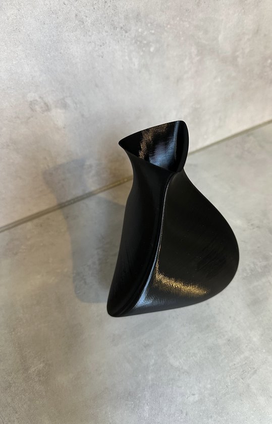 Studio Vaseo - Flowa - Zwart - Luxueuze vaas - Gemaakt in Nederland ...
