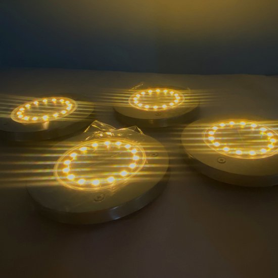 Solar Grondspots met 16 LED Spotjes(8stuks) - Warm wit-RVS Grond Spots ...