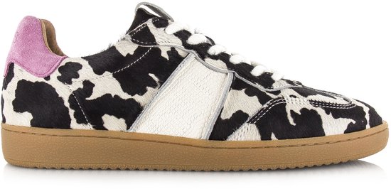 DWRS - POONA cow hair on off white/pink | bol