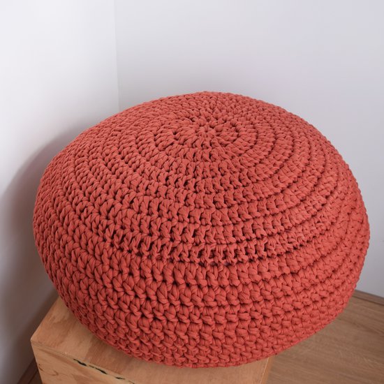 Liz Noah Liz Noah baksteen rode poef, 65 cm | bol