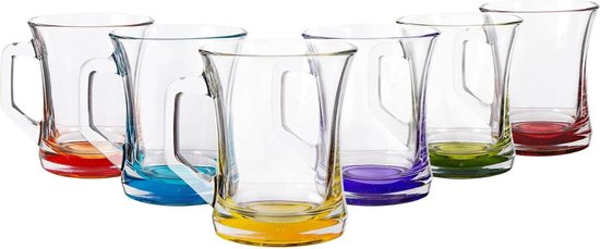 Gekleurde sokkel mokken voor warme dranken - thee koffie latte ...