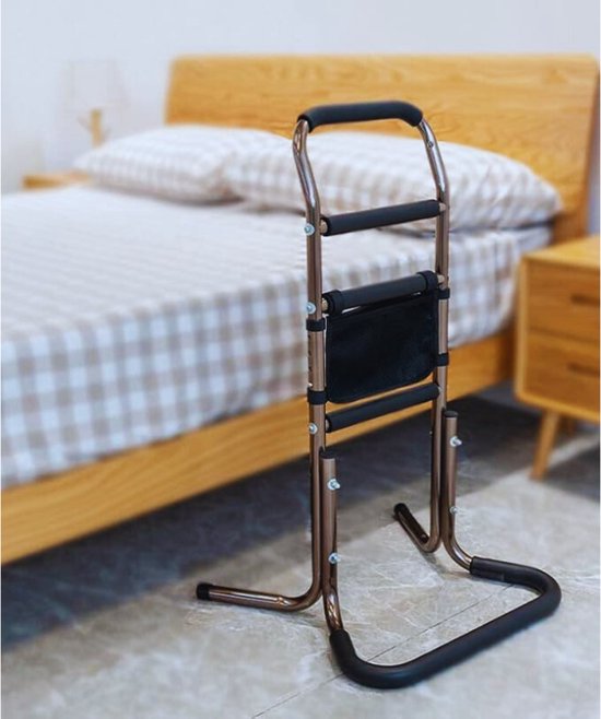 Oudere Zithulp En Staand Bed – Opstahulp Voor Senioren, Stahulp Voor ...