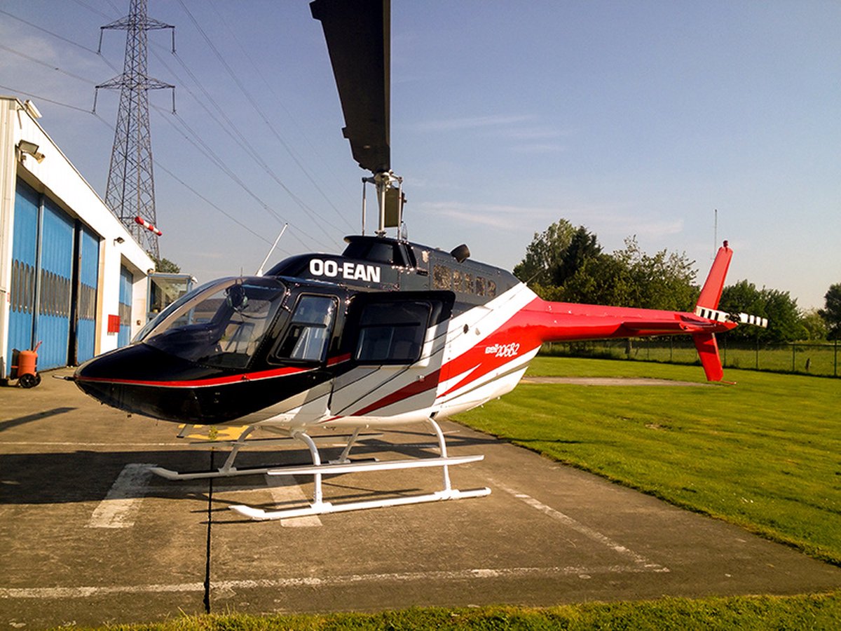 Bongo Bon - HELIKOPTERVLUCHT MET CAVA BOVEN BRUGGE EN KNOKKE-HEIST VOOR ...