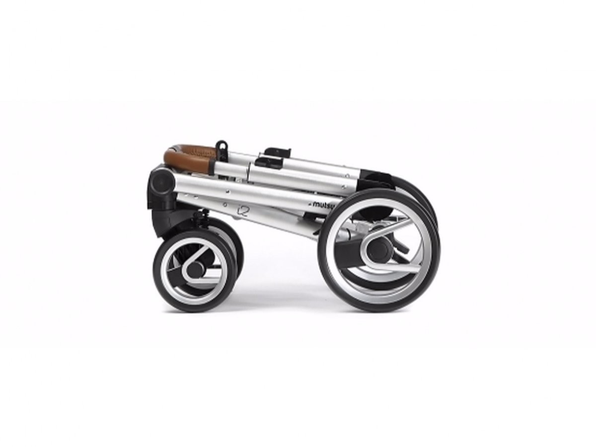 Mutsy I2 Kinderwagen, frame Silver + reiswieg - Moss Green | bol.com