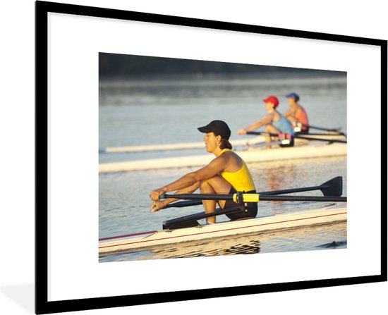 Fotolijst incl. Poster - Mensen die een wedstrijd aan het roeien zijn ...
