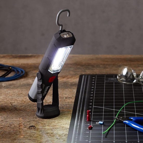 kwb COB-LED-werklamp - robuuste werkplaatslamp met magnetische voet ...