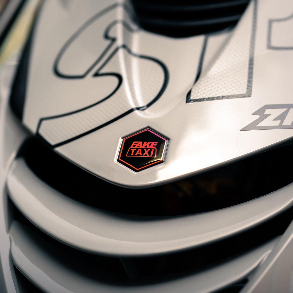 Piaggio Zip Logo Fake Taxi Rood - Piaggio Zip Accessoires - Embleem ...