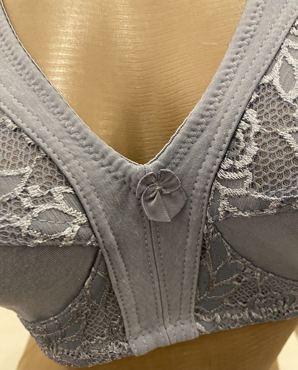 Dames Katoenen Bh niet voorgevormd beugelloze bh 90D grijs | bol