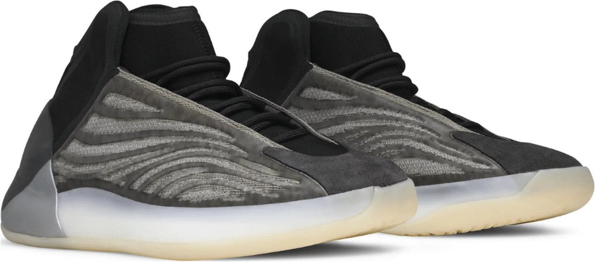 adidas Yeezy QNTM Barium kleur als op foto maat 42 2/3 H68771 | bol.com