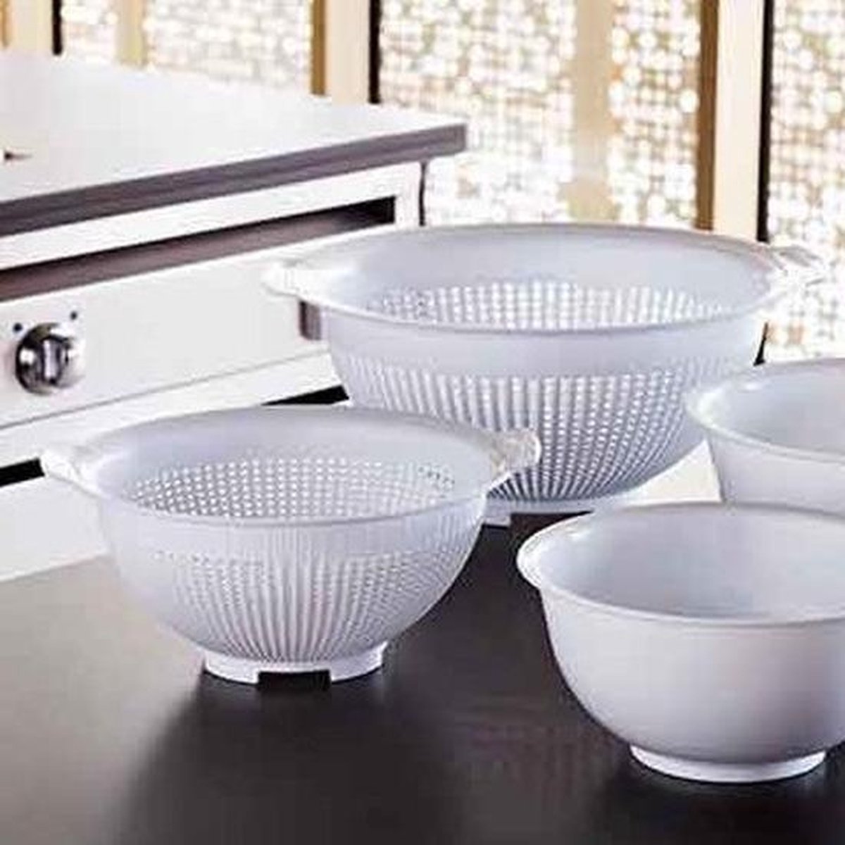 Witte kunststof vergieten set van 23 en 28 cm - Plastic vergieten ...