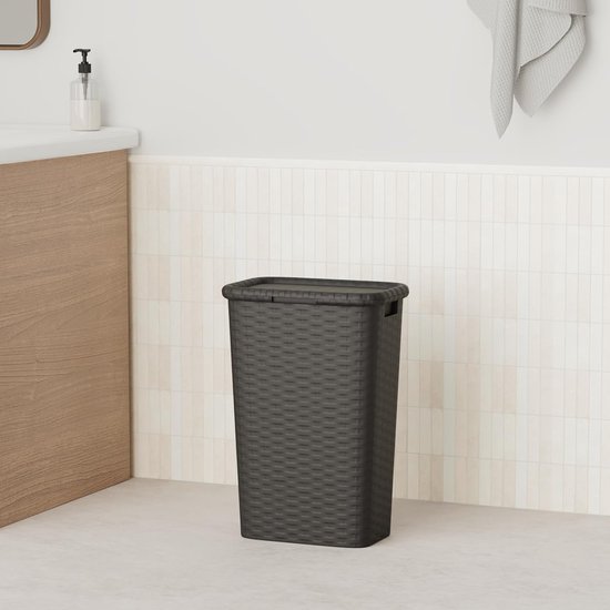 Gevlochten rotan look wasmand 65 liter - zwart | bol