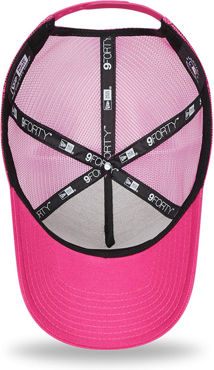 New Era LA Dodgers Tonal Mesh Pink A-Frame Trucker Cap | bol.com