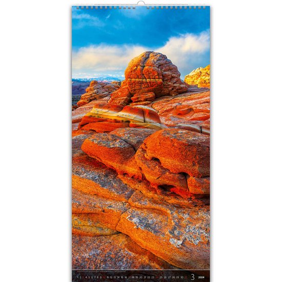 C263-24 Kleurrijke kalender 2024 | bol