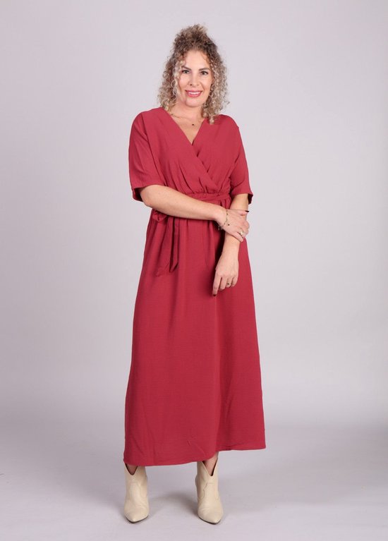 Rode lange jurk met v-hals en strikceintuur Naya - Grace & Mila | bol