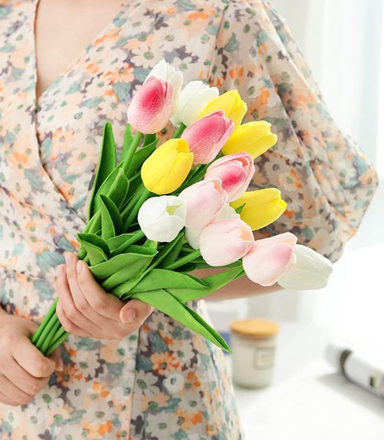 Pack of 30 Artificial Tulips Latex Tulips Flowers Fake Tulip Bouquet ...