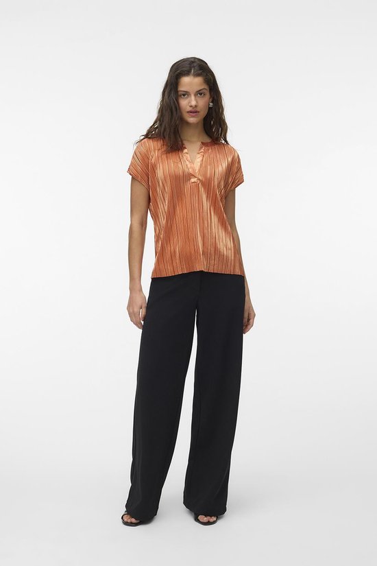VERO MODA - VMKUVI S/S V-NECK TOP JRS BTQ NL - Dames - Blouses | bol