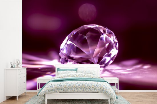Behang - Fotobehang Paarse diamant edelsteen - Breedte 420 cm x hoogte ...