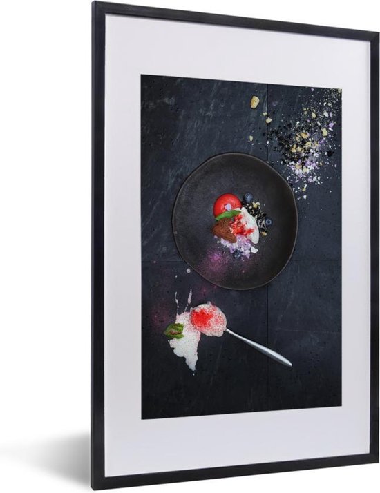 Fotolijst incl. Poster - Toetje van bessen en meringue - 40x60 cm ...