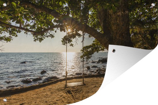 Tuindecoratie Een tropische boom met schommel bij het strand van Ko Chang - 60x40 cm -... | bol