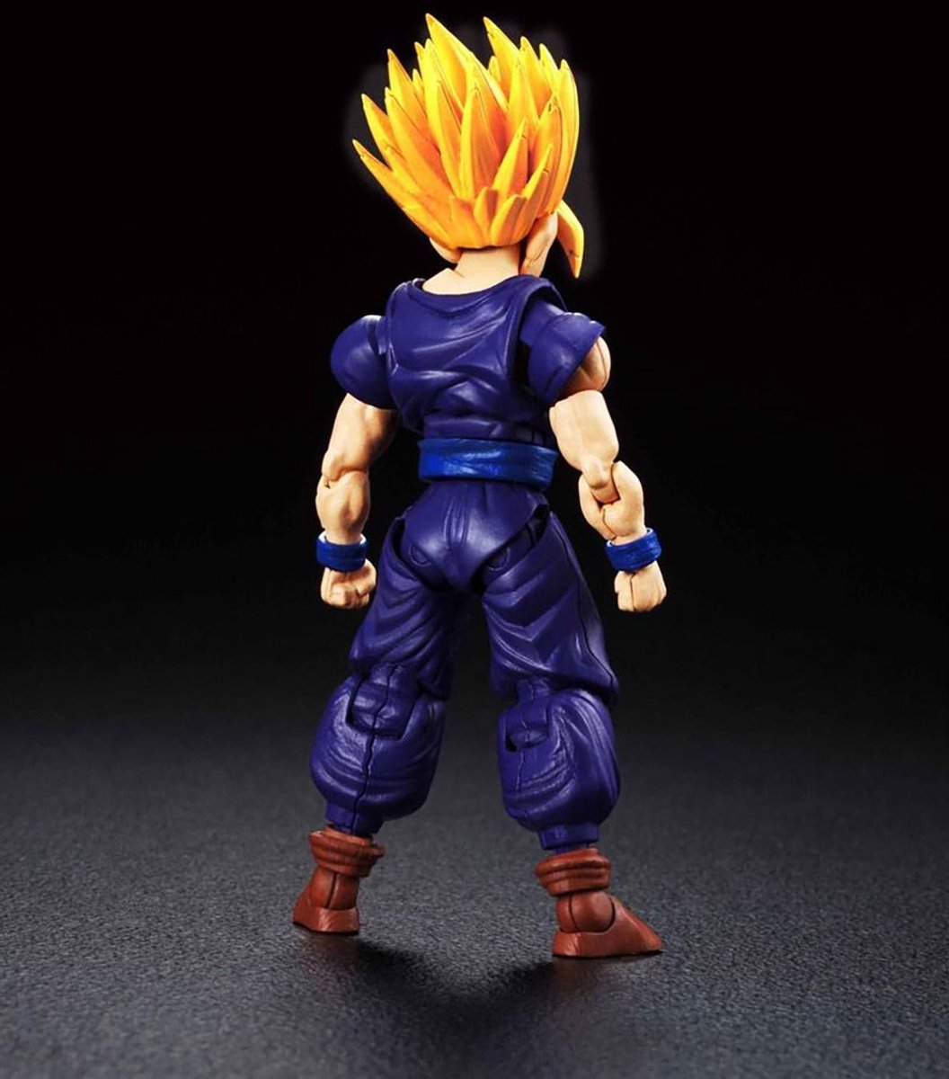 Bandai Hobby Super Sayan 2 Son Gohan Model Kit | bol.com