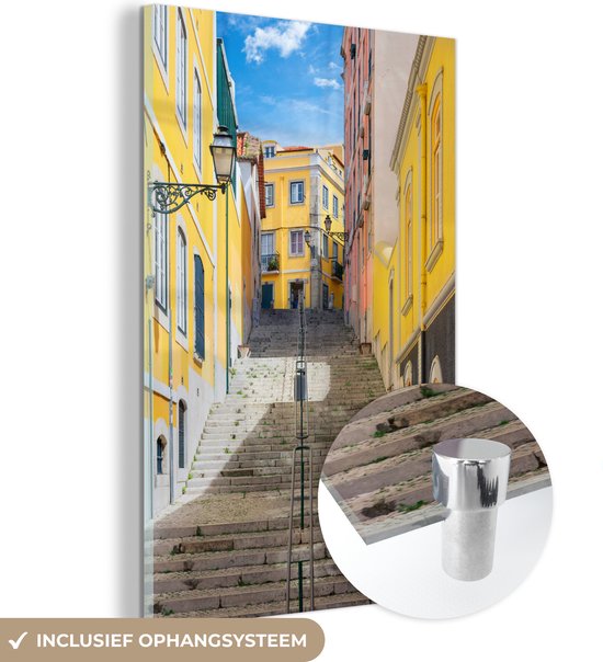 MuchoWow® Glasschilderij 40x60 cm - Schilderij acrylglas - Straat in de oudste wijk... | bol