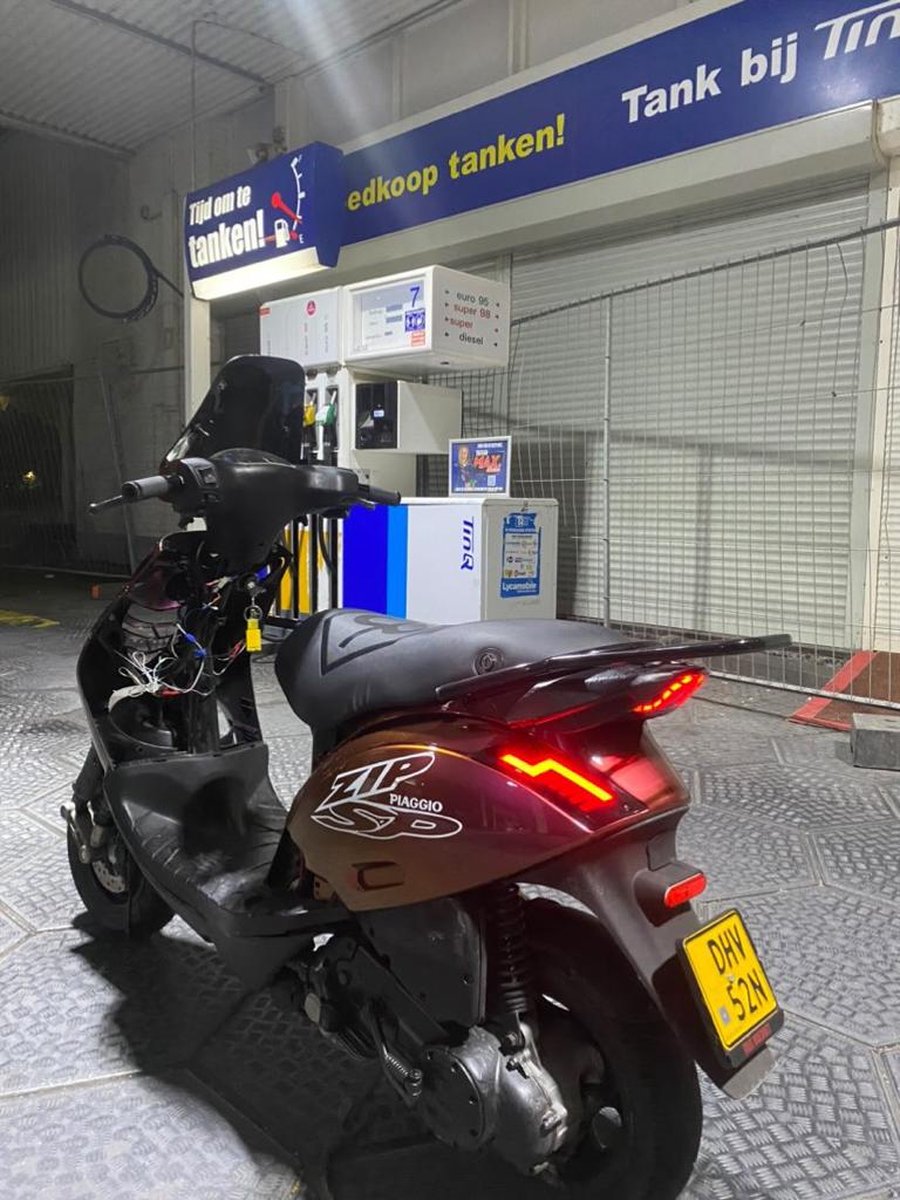 Piaggio Zip Sticker Achter - Scooter Stickers - Scooter Sticker ...