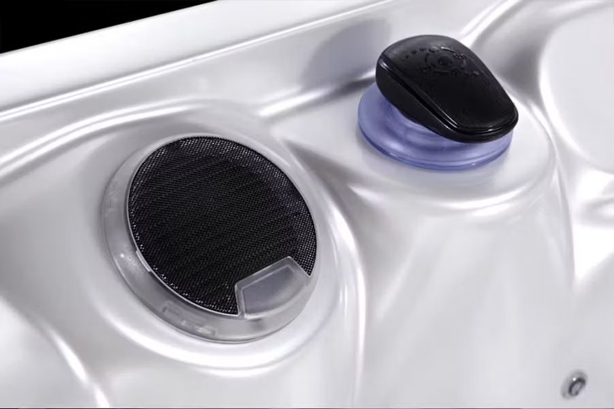 MijnTerras.nl - SPA ARIZONA 3 persoons Jacuzzi - PLUG & PLAY- wood look ...