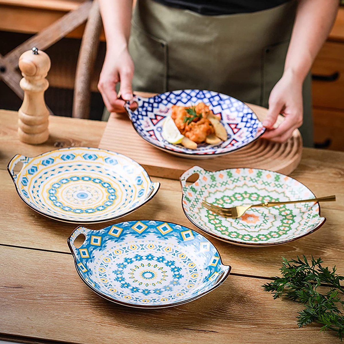 Assiettes à salade en céramique Set de quatre pièces rondes avec ...