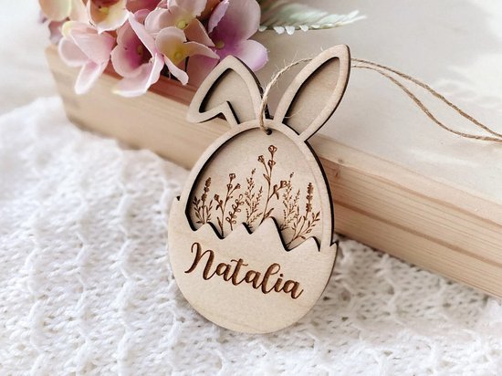 Paasdecoratie gepersonaliseerd gemaakt van hout | Paascadeau ...