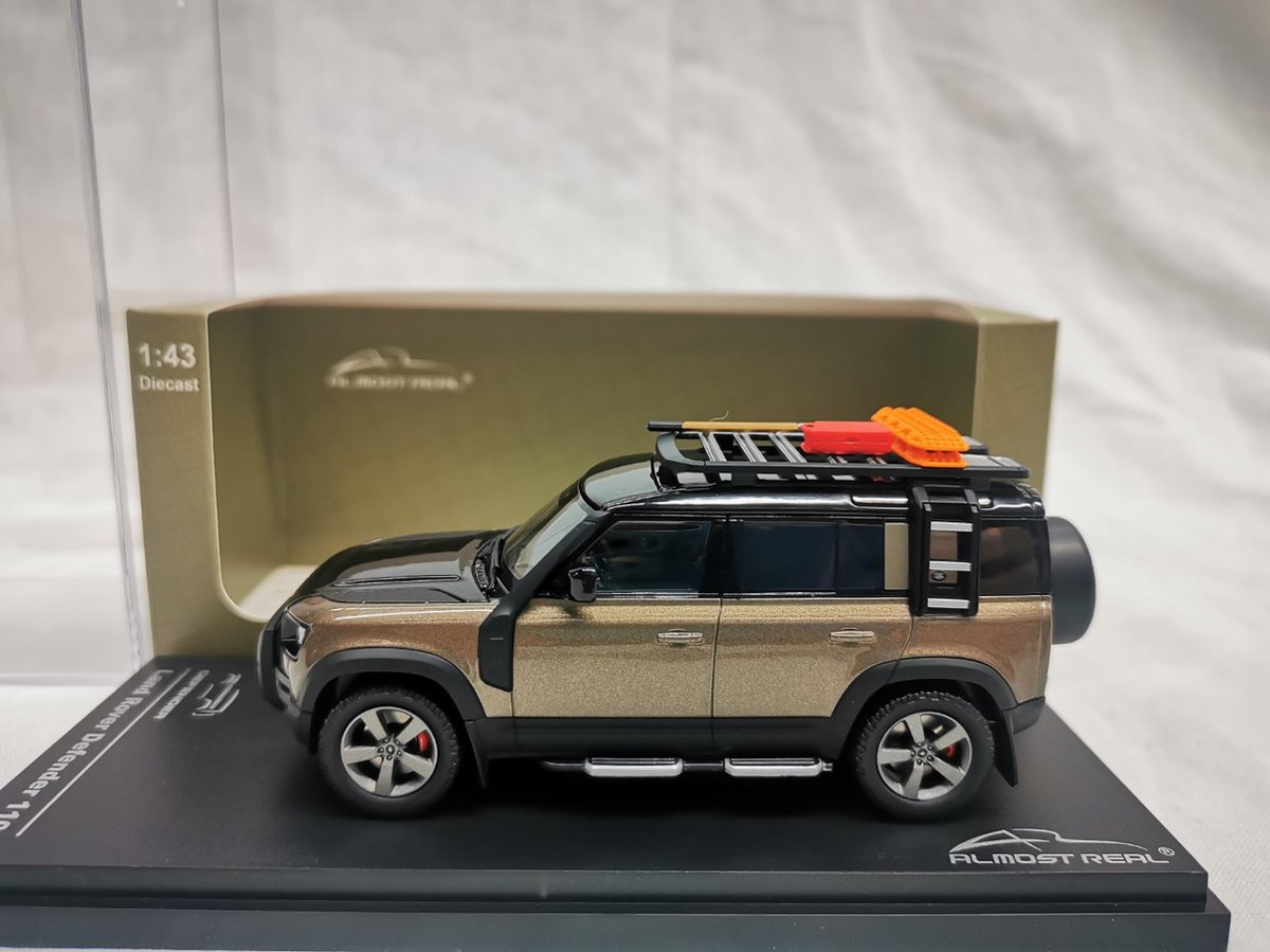 Land Rover Defender 110 Gondwana Stone 2020 | bol.com