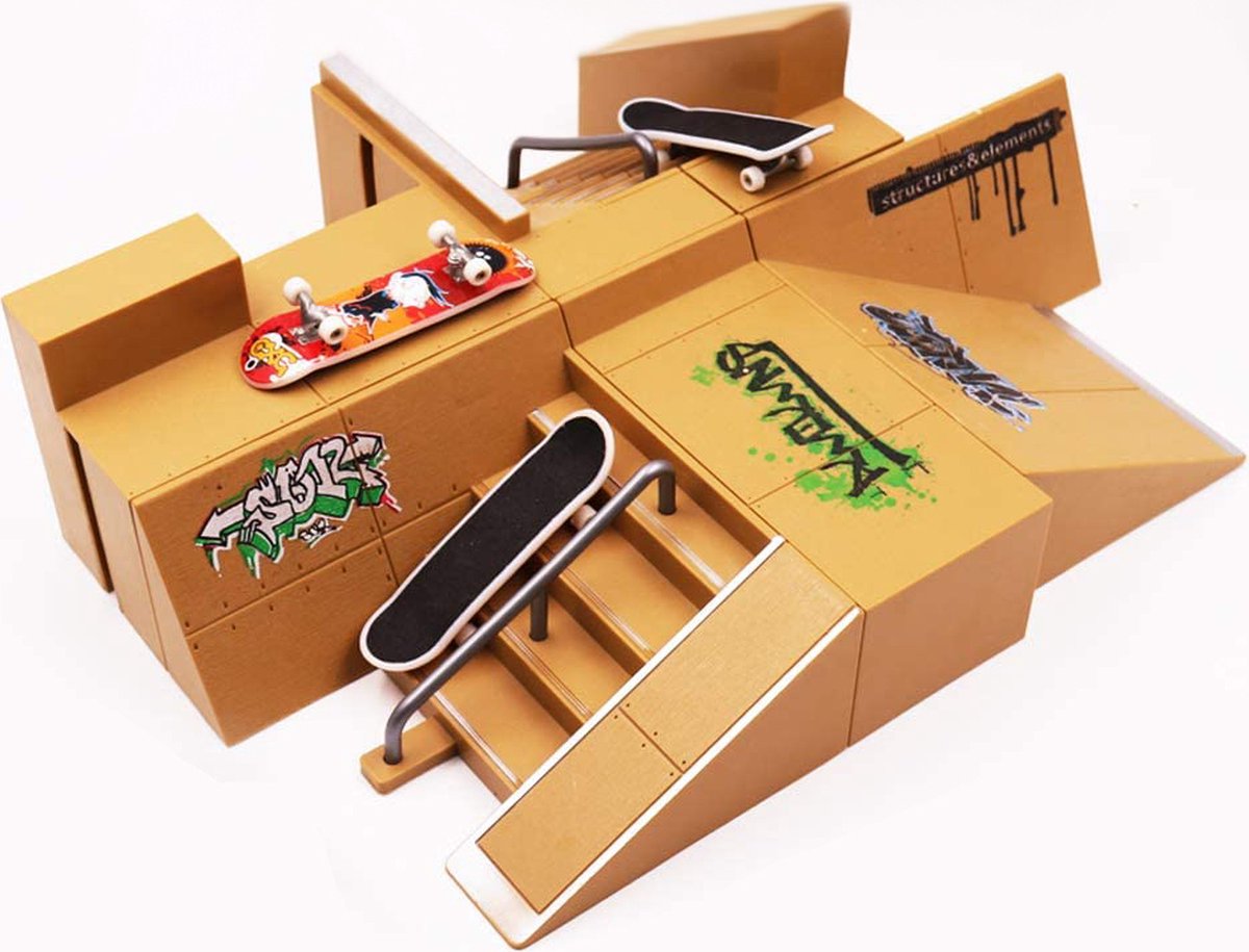 Danstar - Fingerboard skatepark - Fingerboard Ramps - Skate park - 8 ...