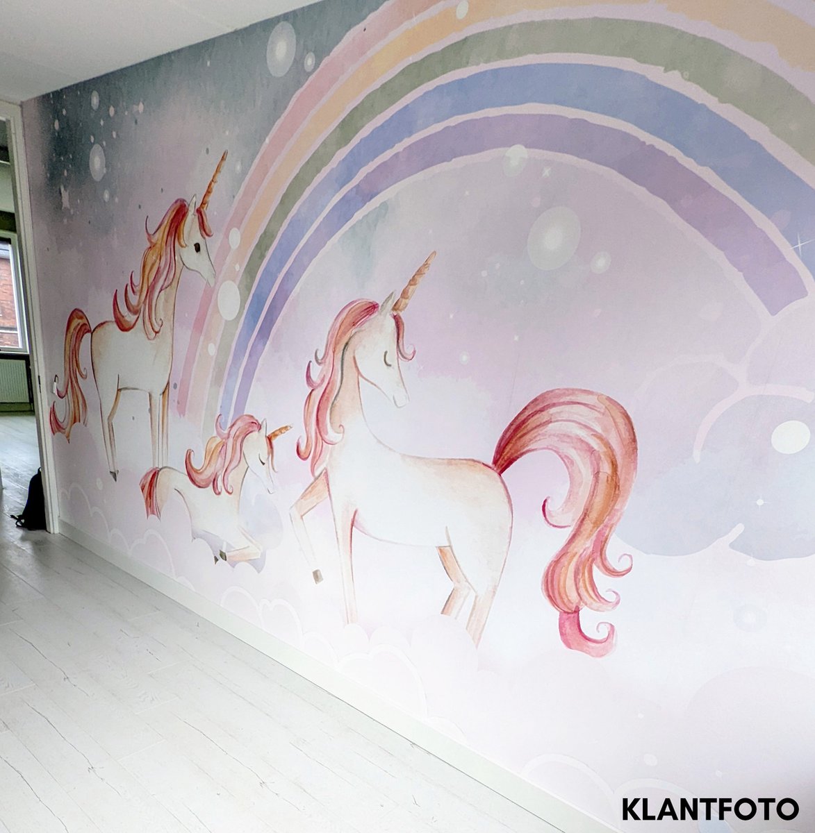 Walloha - Behang kinderkamer - Eenhoorn sprookje - 292,2 x 280 cm | bol.com