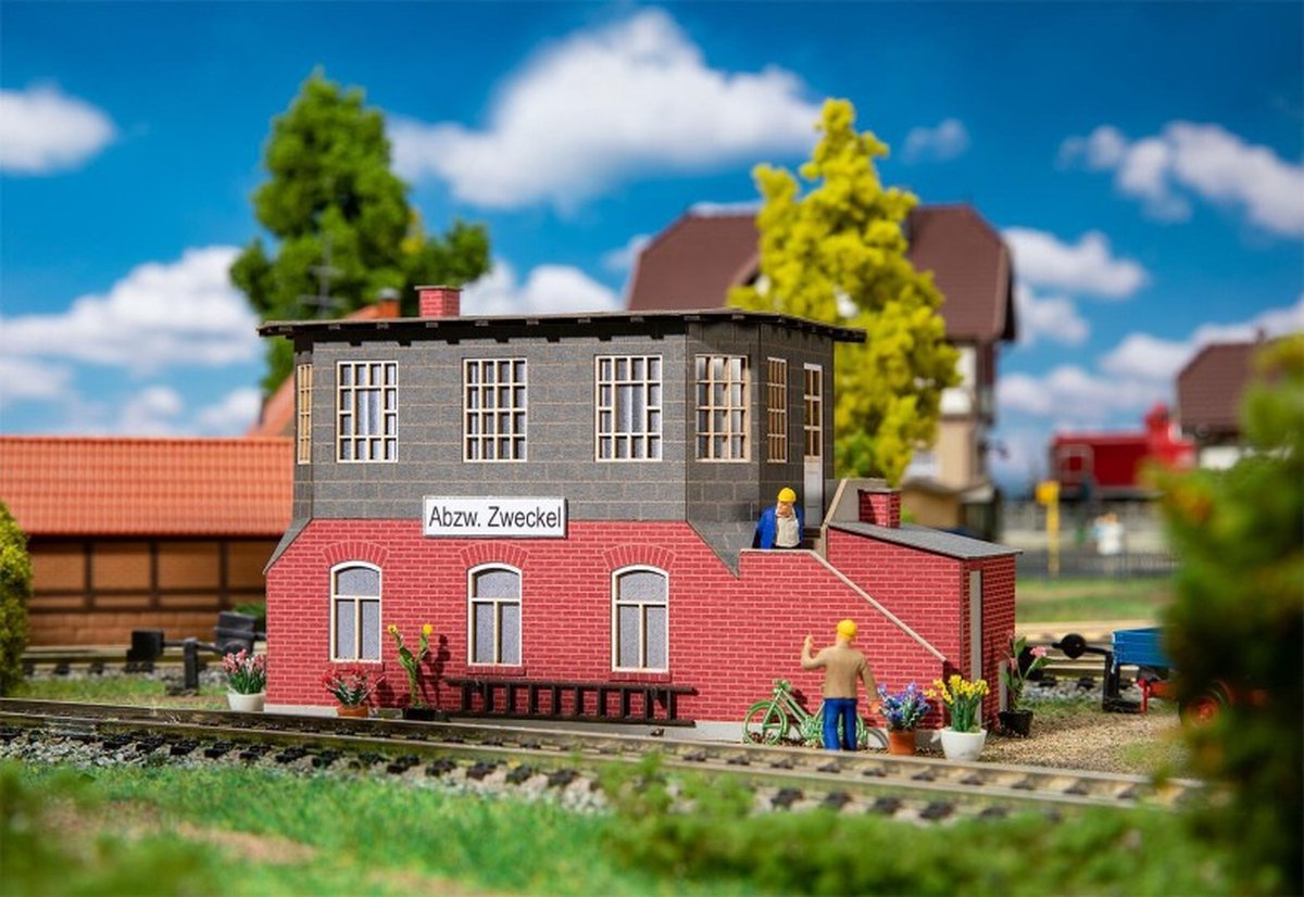 faller 120091 HO seinhuis Zweckel bouwpakket | bol.com