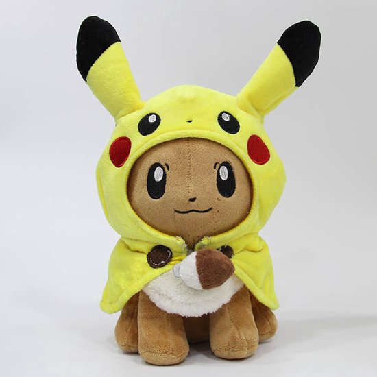Eevee knuffel met pikachu cape - Pikachu knuffel - Pokémon knuffel ...